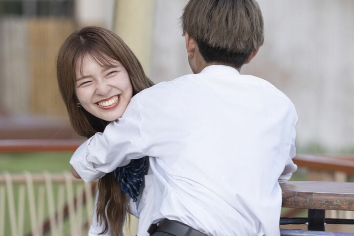 【写真・画像】イケメン高3男子、突然の大胆ハグ「本気で好き」!“女子高生ミスコン2022”セミファイナリスト・まゆに猛アタック『今日好き