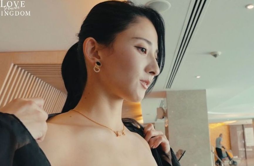 (2ページ目) 「エロくない？」1番モテる極上ボディの美女、ギリギリすぎるビキニ姿に男性たちが大興奮 | 恋愛 | ABEMA TIMES | アベマタイムズ