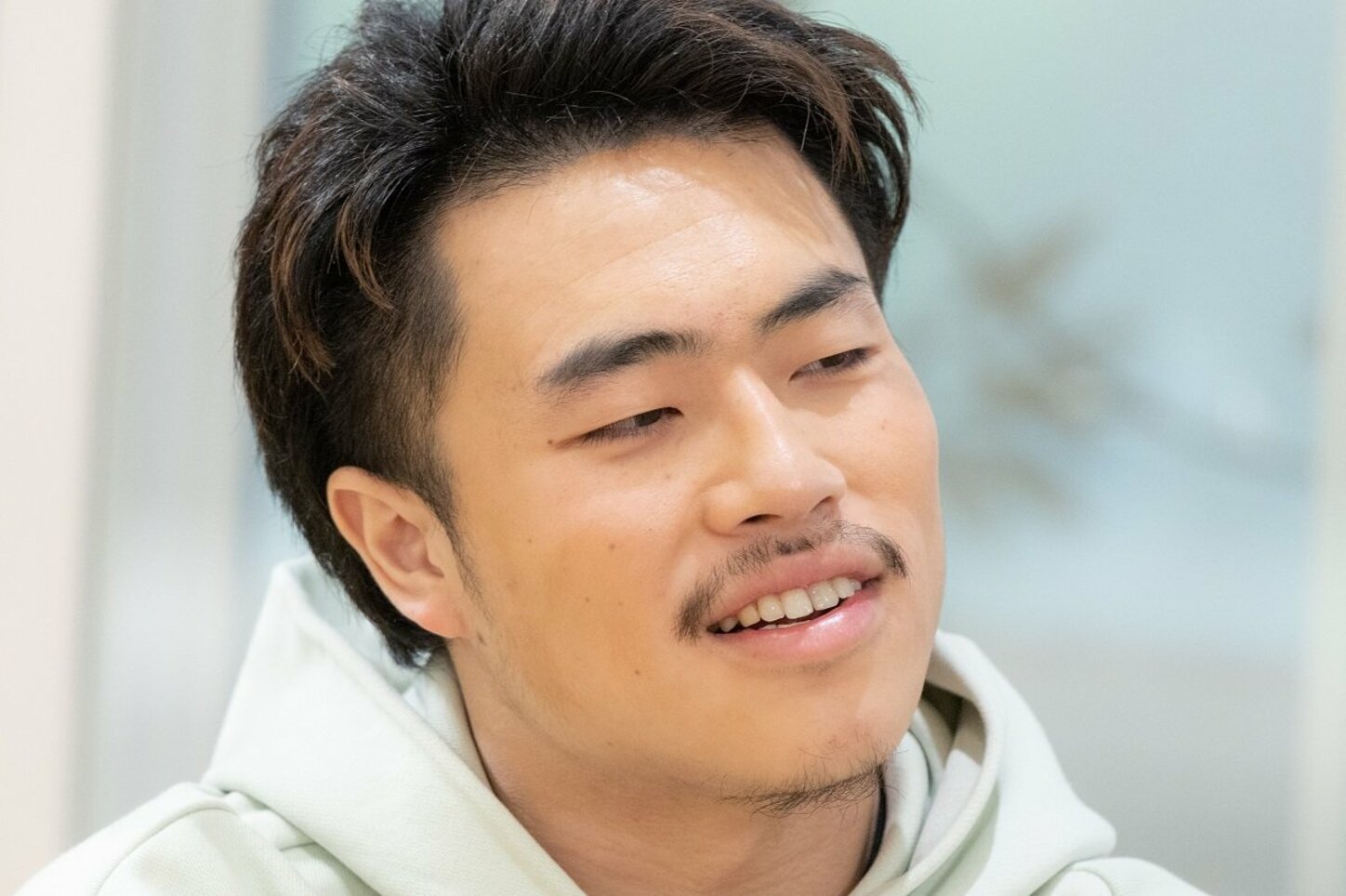 Breakingdown格闘家“10人ニキ”、美尻グラドルの可愛さに即ko!「本当に好きになっちゃったよ」 バラエティ Abema