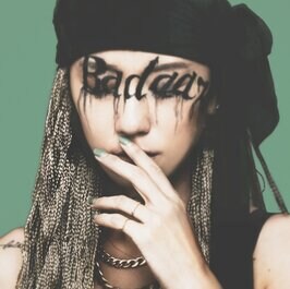 【写真・画像】ダンスホールシーンを先駆するシンガー・Akaneが最新EP『Baddaz』をリリース！！客演にRudebwoy Faceが参加 ...