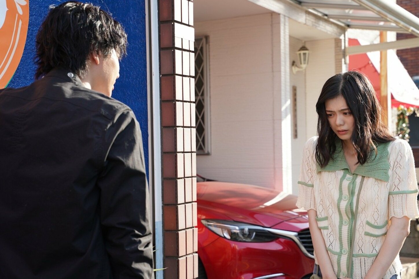 【写真】家計を助けるため違法キャバクラでバイト 貧困女子高生がはまった危険な罠『覆面D』第3話 | ドラマ | ABEMA TIMES