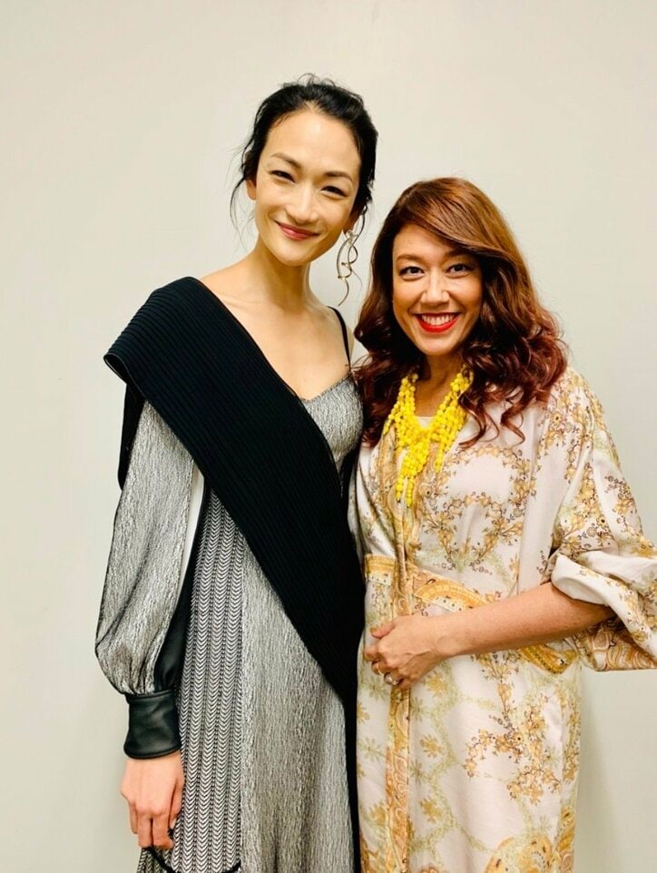 LiLiCo、冨永愛との2ショットを公開「もう～綺麗過ぎる このスタイル欲しい」 | 話題 | ABEMA TIMES