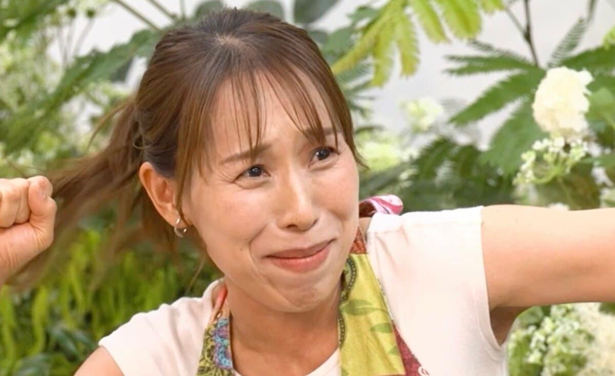 【写真・画像】NEWS小山慶一郎の姉・みきママ 東大生の長男のビジュアルに驚きの声「小山くんに似てません？」 1枚目 | バラエティ | ABEMA TIMES | アベマタイムズ