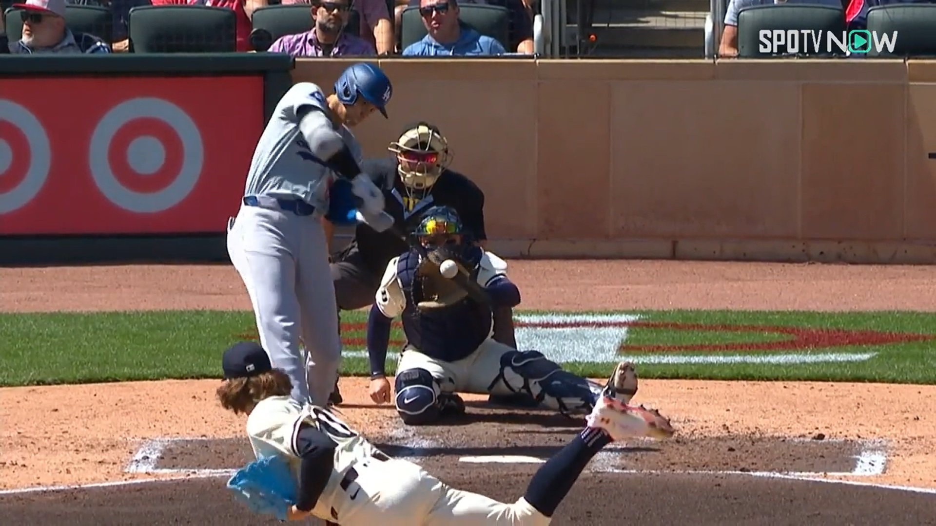 大谷翔平の強烈打球に仲間も“あっぱれ”拍手 167.9キロのロケット安打が圧巻すぎる | MLB | ABEMA TIMES | アベマタイムズ