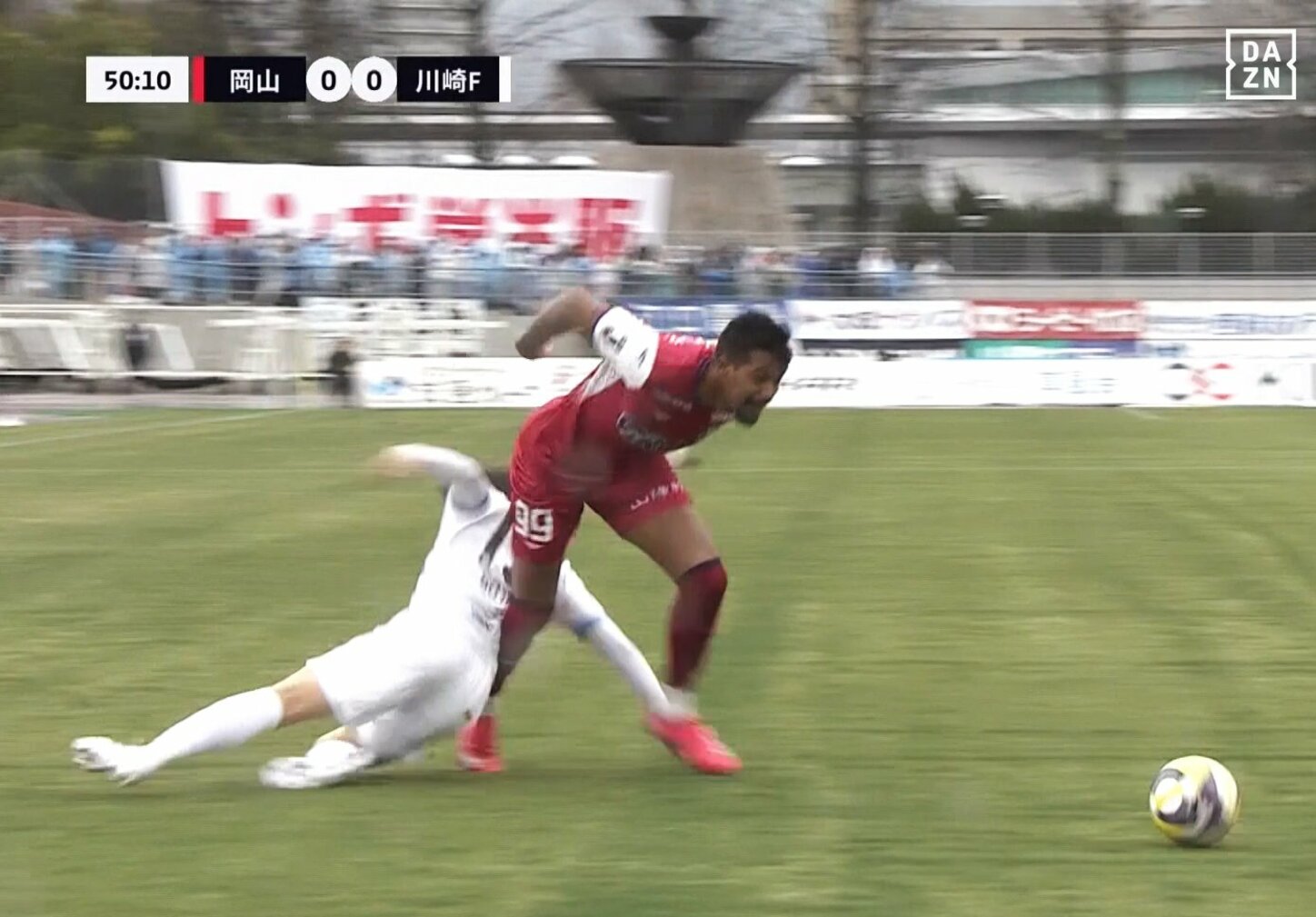 「恐怖映像…」岡山FWルカオの“重戦車ドリブル”にSNS震撼！「想像の4倍強い」「バケモノすぎて笑えてくる」日本代表級DFを連続で吹っ飛ばし川崎ファンも戦慄 | Jリーグニュース ...