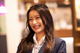 「顔ちっちゃいし勝ち組！」お姉さん系女子、180cmの高身長男子に積極アピール『恋ステ 2023春～Sweet Orange Memory～』#1 | ニュース | ABEMA TIMES ...