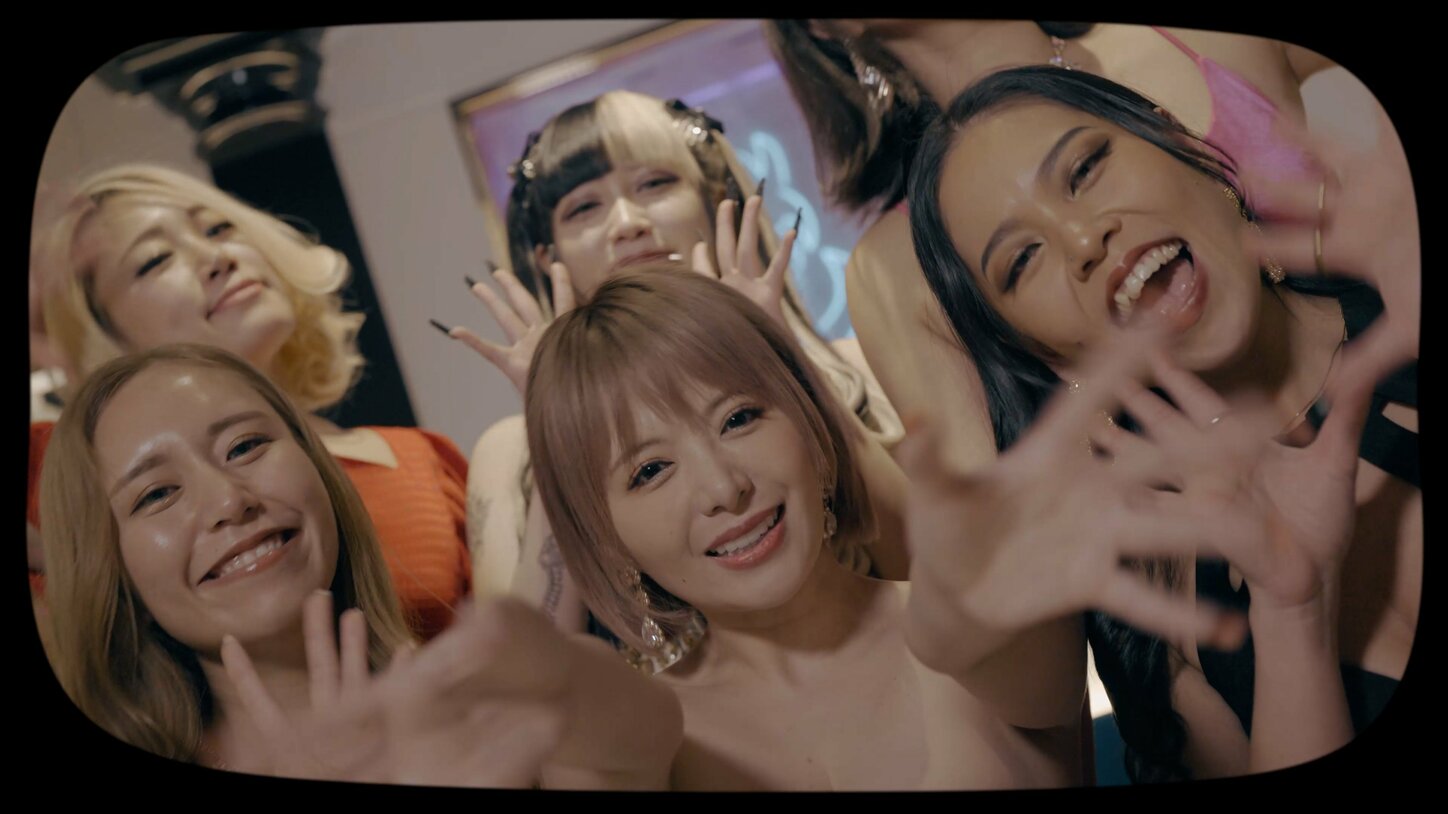 2月9日発売のHOSHIMI RIKA、待望のNew EPから先行配信シングルリリース！セクシー女優専門キャバクラ”Red Dragon”で撮影された エロ可愛いMVも公開！ | ニュース ...