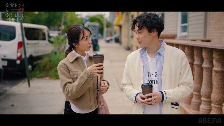 甘く濃厚なキスを繰り返し…NYタイムズスクエアで夢中で求め合う2人に小森隼が大興奮 | ニュース | ABEMA TIMES | アベマタイムズ