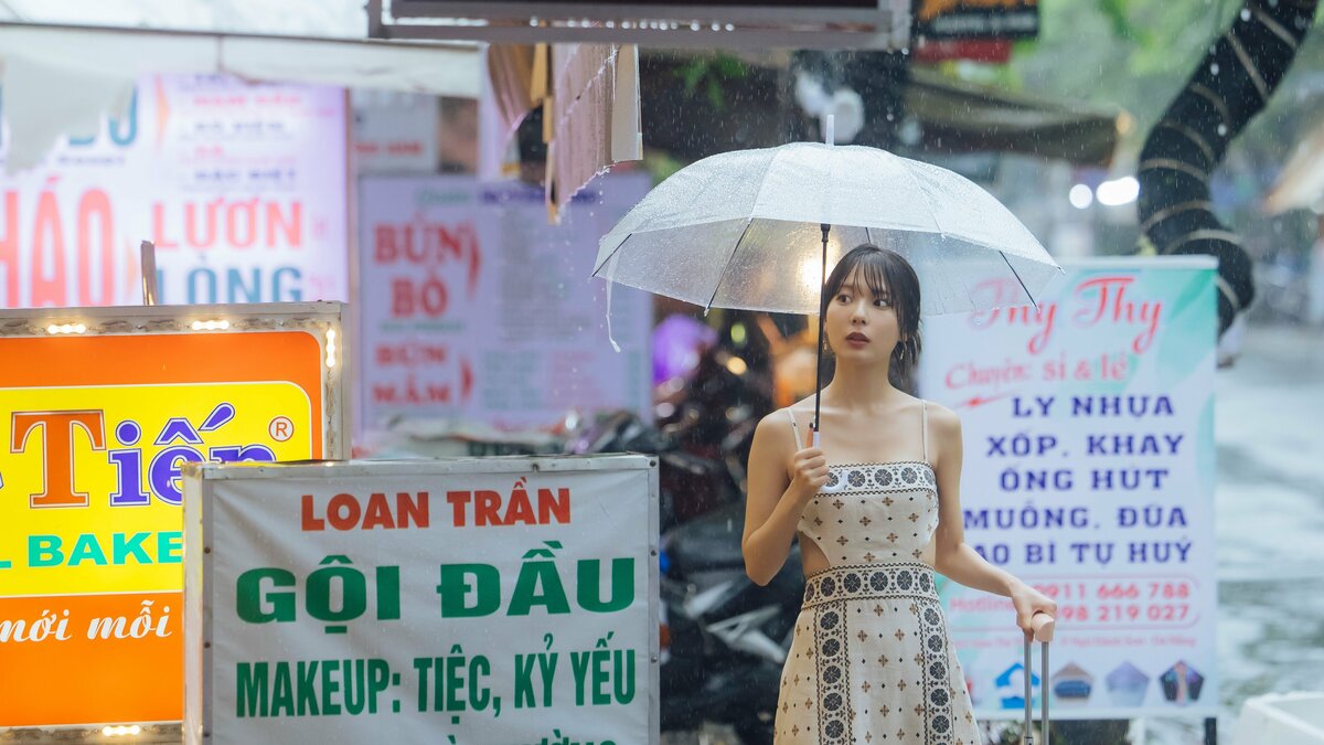 #2i2・奥ゆい、黒髪の清楚さと金髪の大胆な瞬間が共存する1st写真集 先行カット公開 2026年3月25日発売 | グラビア | ABEMA TIMES | アベマタイムズ