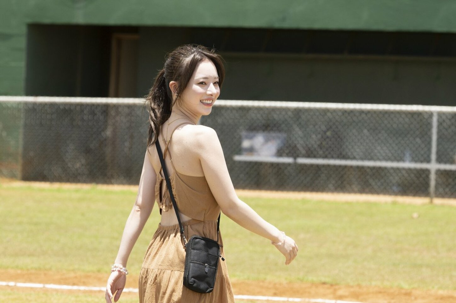 【写真】イケメンYouTuber、『東大王』出演の高学歴美女からハグを拒まれる『シャッフルアイランド Season2』 | ニュース | ABEMA TIMES