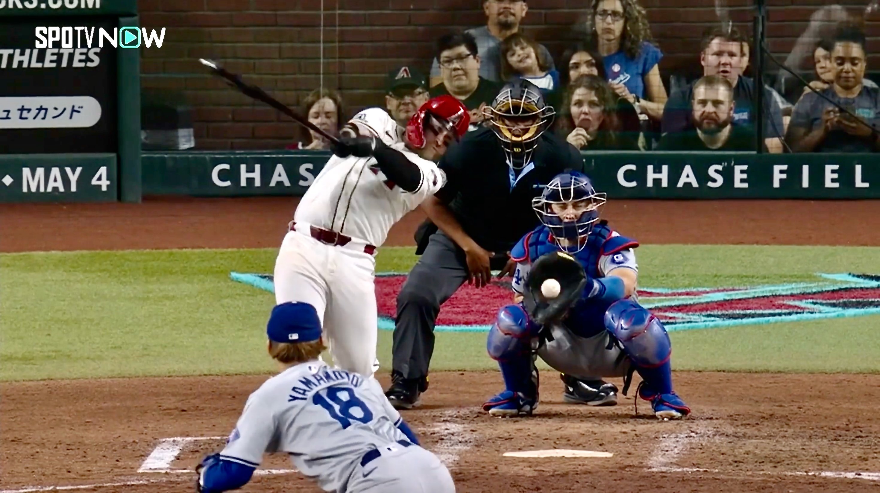 「全く当たらないなw」山本由伸の“ヨーヨーカーブ”が大反響！ 圧巻落差の“魔球”に打者もお手上げ、首振り呆然の瞬間 | MLB | ABEMA TIMES | アベマタイムズ