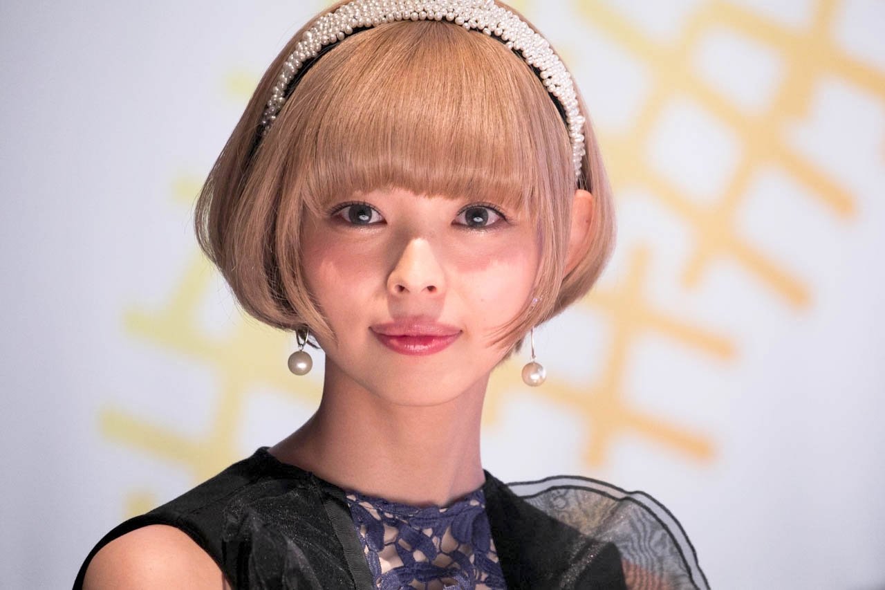 最上もが、眼帯×白衣のセクシー女教師役を熱演 妖艶な姿にファン大興奮 | エンタメ総合 | ABEMA TIMES | アベマタイムズ