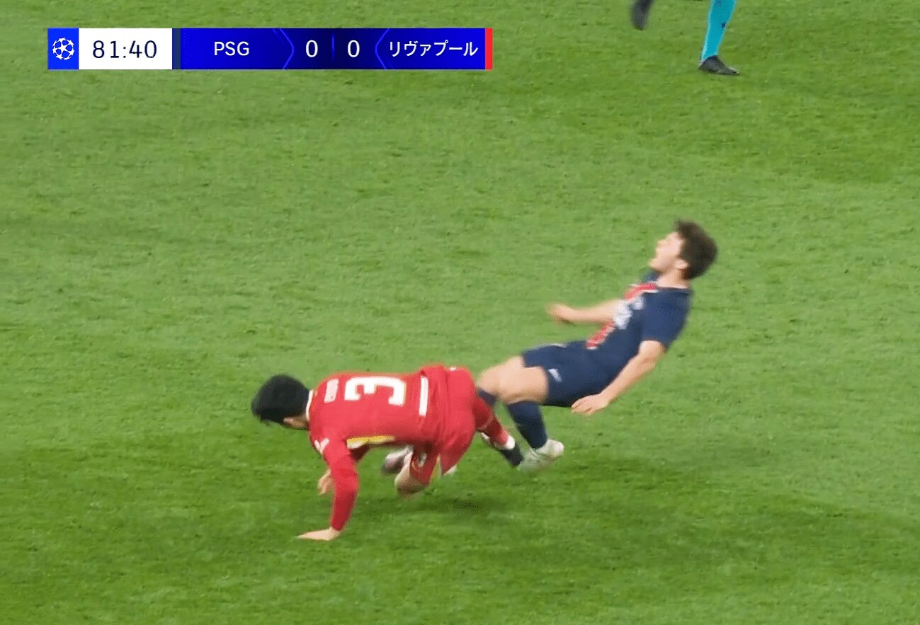 【写真・画像】対人最強！ 遠藤航の“爆速カバーリング＆潰し”にファン衝撃「ネガトラの鬼」「ちょっと泣いた」「飯3杯は食える」PSG新星を吹っ飛ばした瞬間 1枚目 | 海外サッカー ...