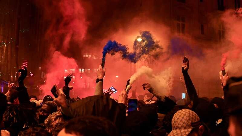 W杯準決勝後、各地でサッカーファンの暴動勃発…14歳の少年が轢かれて死去 | Qoly | FIFA ワールドカップ 2022 完全ガイド by ABEMA
