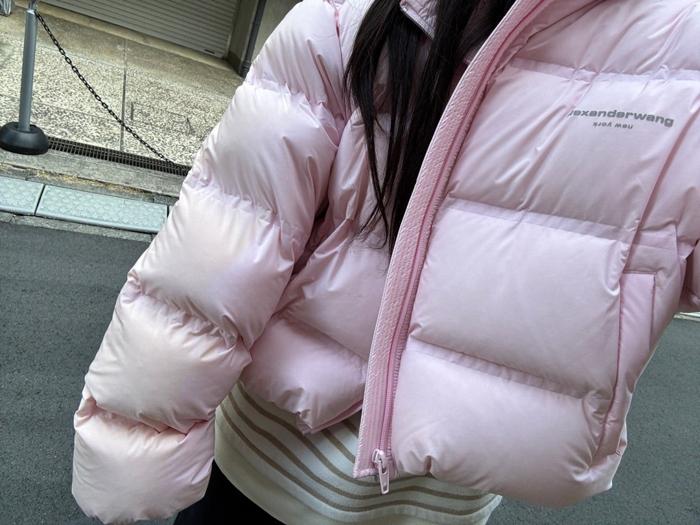 ぷちあや、約8万5000円のダウンジャケットに起こった悲劇「よりによってこんな高級なやつ」 | 話題 | ABEMA TIMES | アベマタイムズ