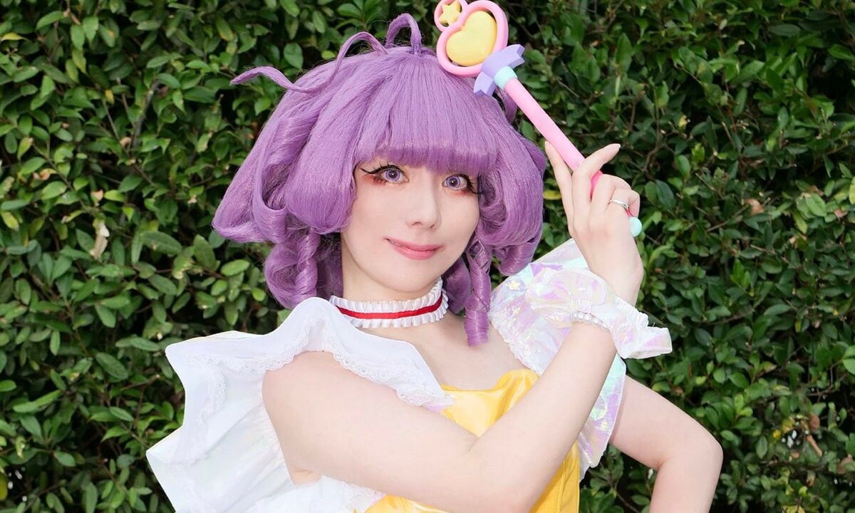 Cosplay of Creamy Mami Inspired by Anime Art and 80s Idol Costumes ...