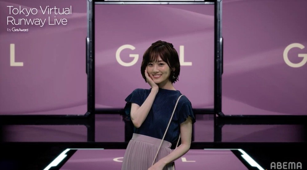 山下美月が画面越しに届けたキュートな笑顔！ 乃木坂46が史上初の『TVRL』で美の競演 | エンタメ総合 | ABEMA TIMES | アベマタイムズ