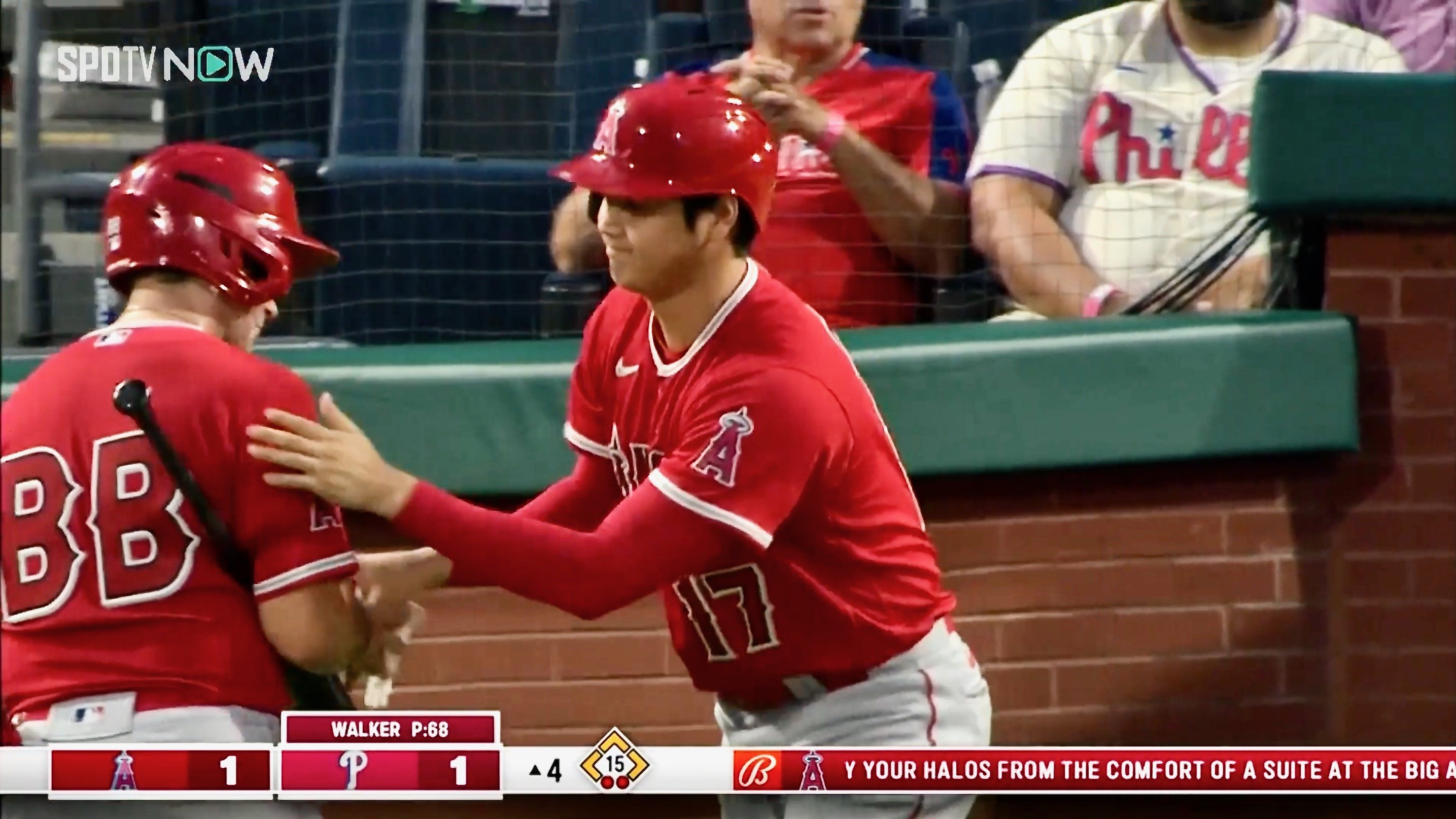 「これが彼の優しさを示す写真だ」大谷翔平がボールボーイに見せた“礼儀” 現地で賞賛された“優しさ示す瞬間”が話題に | MLB | ABEMA ...