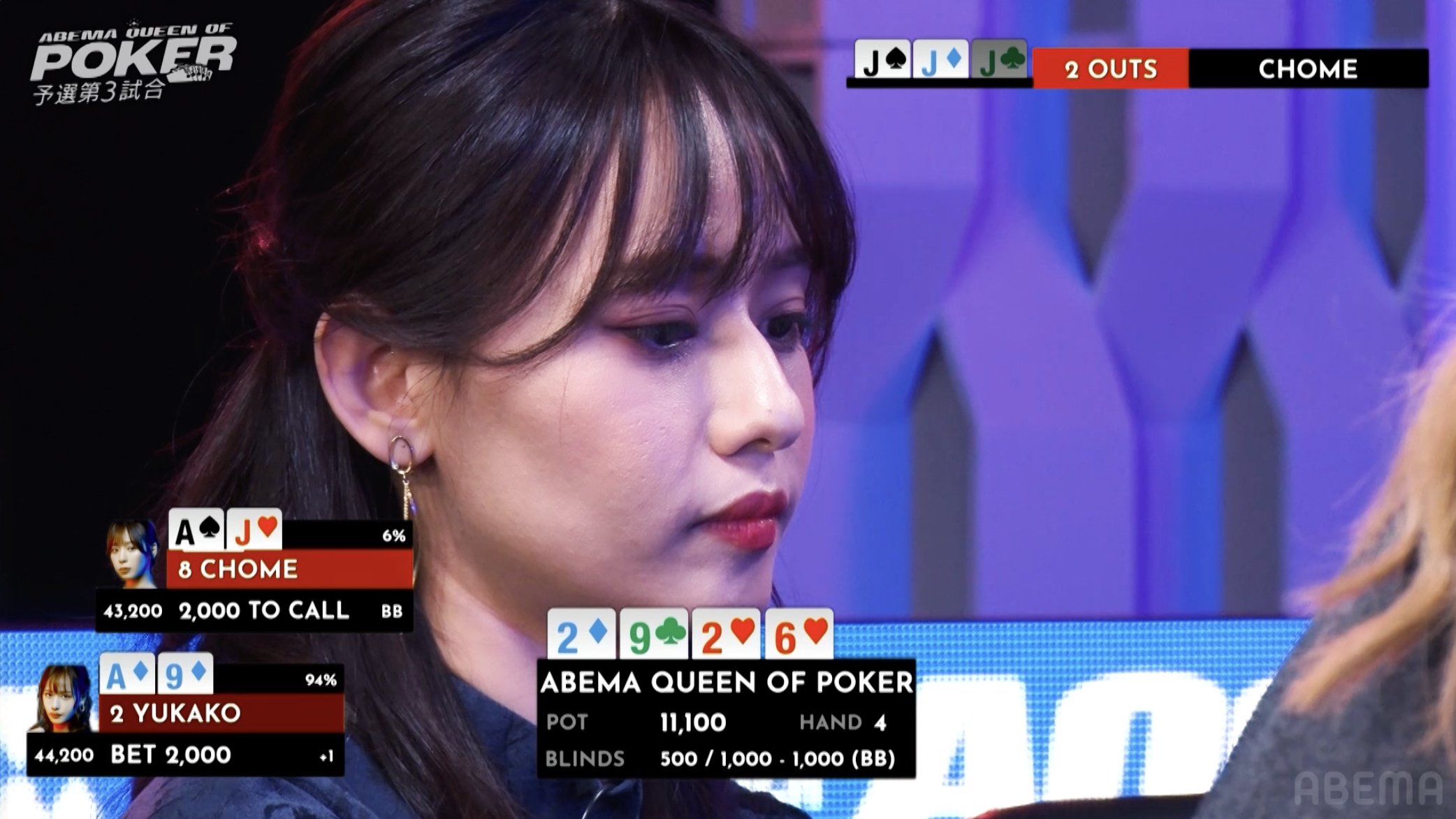 「無表情でも美しい」顔面偏差値が高すぎる元ミスコン王者の“群れない横顔”にファン興奮「あいかわらず美人」 | ポーカー | ABEMA TIMES | アベマタイムズ