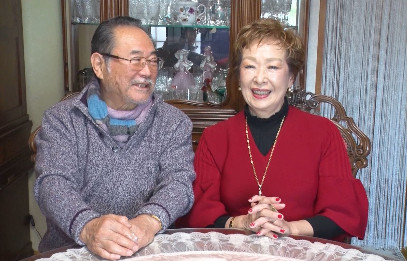 「いつもチューしてます」80歳大御所俳優、一目惚れした76歳妻とのラブラブな新婚生活 バラエティ Abema Times アベマタイムズ 