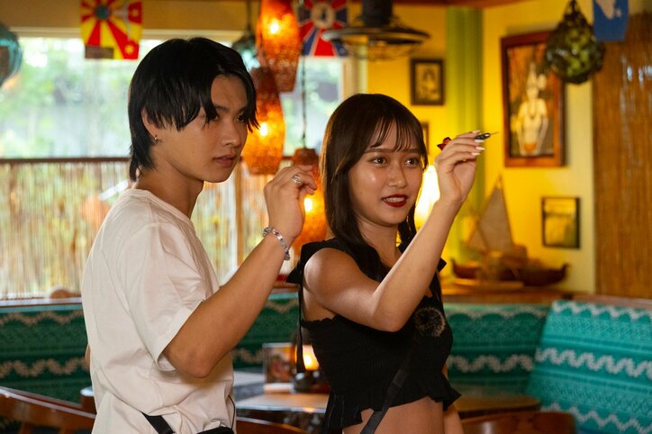 【写真・画像】ギャル男、美人女子大生を抱きしめ「俺のことも見てほしい」誠実なアピールに拍手喝采『シャッフルアイランド Season3』#7 1枚目 | ニュース | ABEMA TIMES