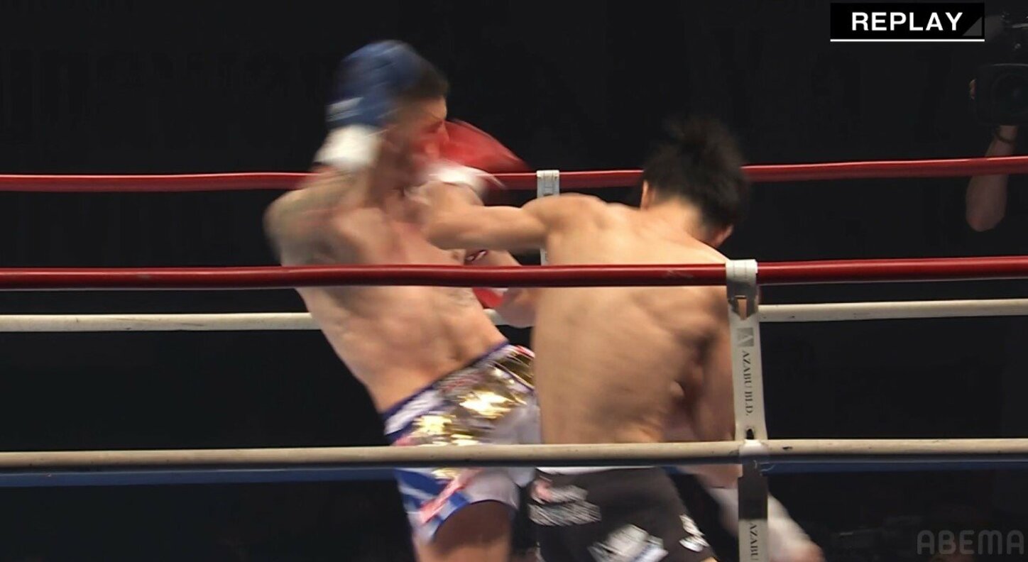 【画像】左フックで“一撃”秒殺KO | 格闘技 | ABEMA TIMES | アベマタイムズ