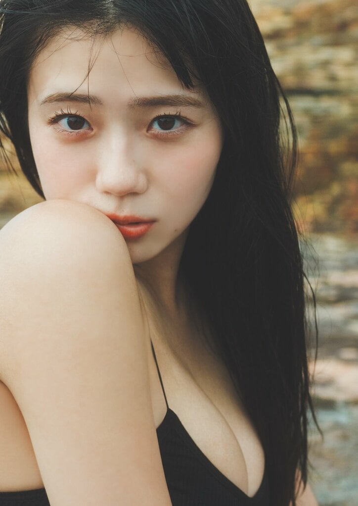 “瀬戸内のグラビア女王” STU48・工藤理子が“今の魅力”を全力表現 『週プレ』初表紙 | グラビア | ABEMA TIMES | アベマタイムズ