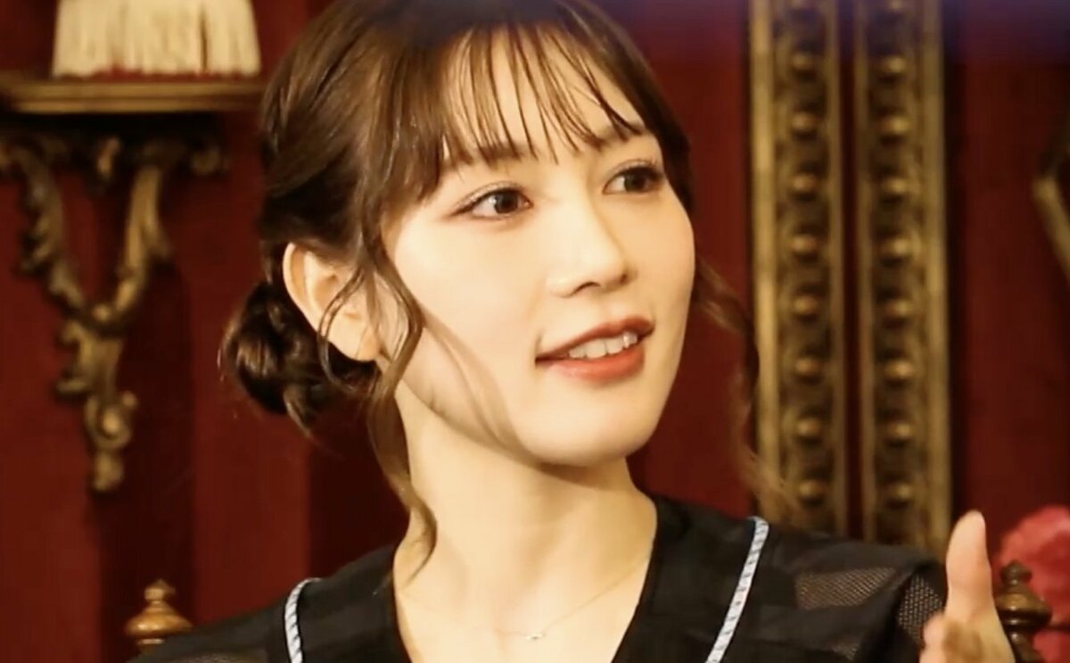 「収入は何も知らない」第1子妊娠を発表した人気YouTuber、同業者の夫とのお財布事情”を告白 | バラエティ | ABEMA TIMES | アベマタイムズ