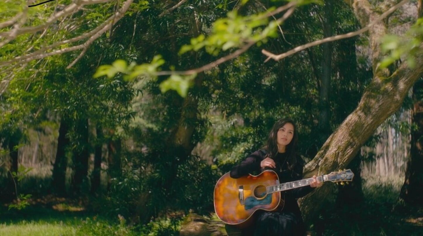 Anly 「この闇を照らす光のむこうに」“一発撮り“アコースティックver.のMV解禁 | 芸能 | ABEMA TIMES