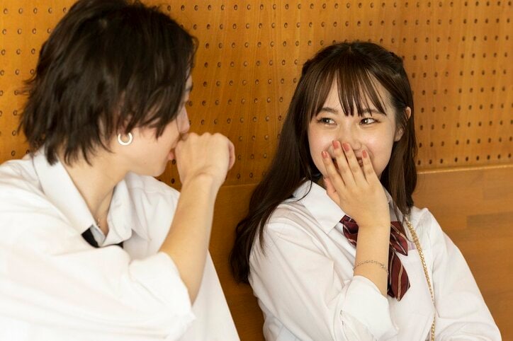 【写真・画像】手をつなぎたいな…鬼モテ美少女・まじゅ、じっと男子を見つめるも失敗「ひよっちゃいました」『恋ステ 2022秋 ~honey