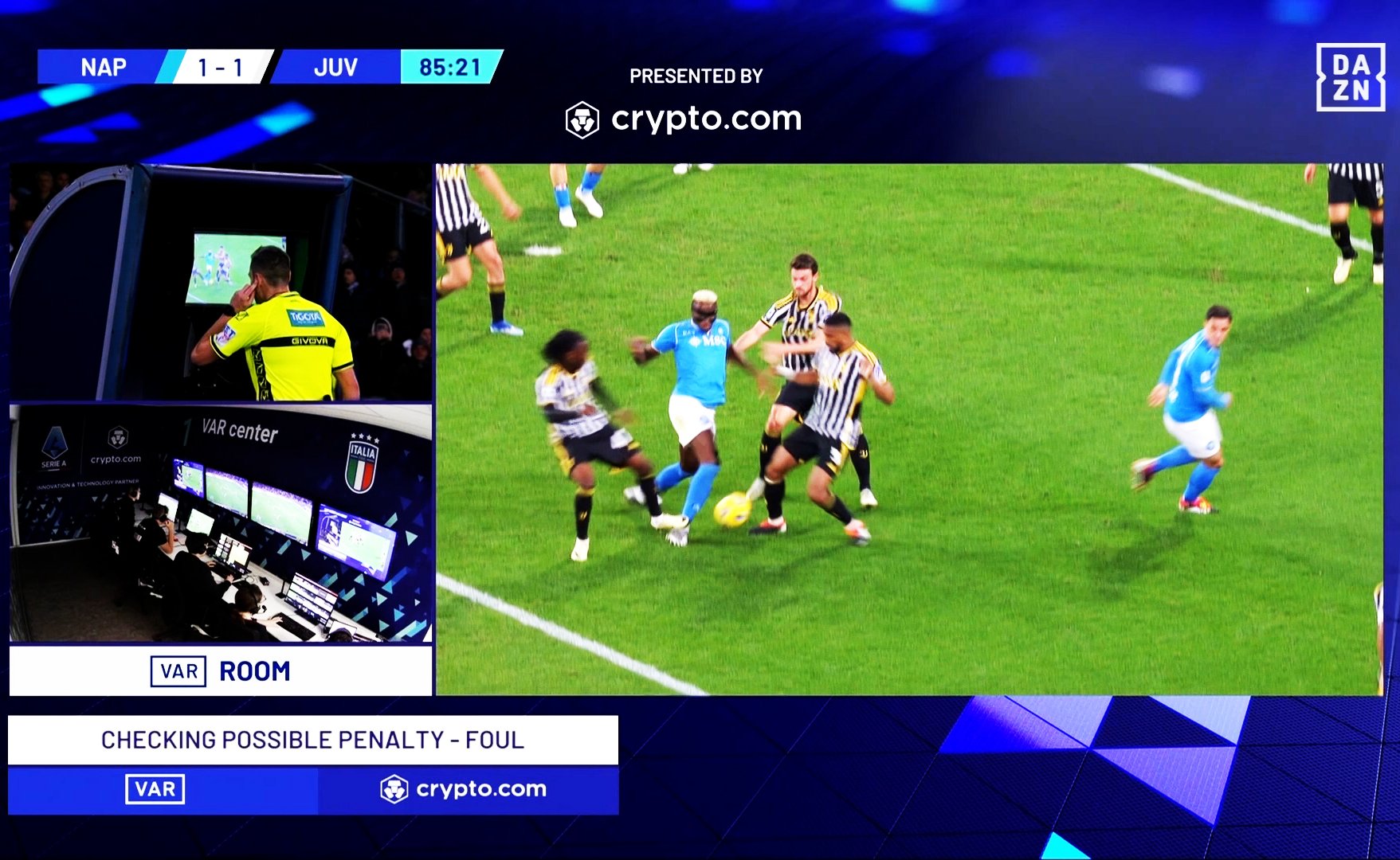 「ガッツリ踏んでる」「やっちまった」18歳逸材MFに起こった悪夢の瞬間…痛恨のPK献上に現地メディアが「最悪の交代選手」と戦犯扱い→本人は「全責任を負う」と謝罪 | サッカー | ABEMA ...