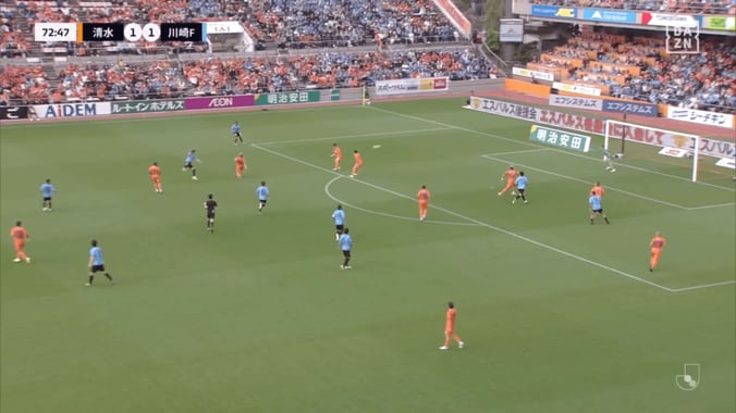 【写真・画像】速すぎて見えない…日本代表期待DFの“20m弾丸バズーカ砲”に騒然！「ロベカルやん」「すごい弾道」川崎・三浦颯太が“衝撃の一撃” 2枚目 | Jリーグニュース | ABEMA ...