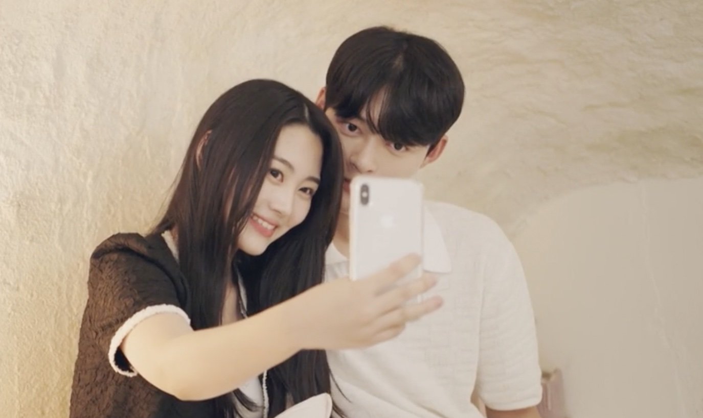 堀北真希似の美女、意中の男子と密着2ショット 二人の関係は友達以上へ…『ロマンスは、デビュー前に。』#8 | ニュース | ABEMA TIMES | アベマタイムズ