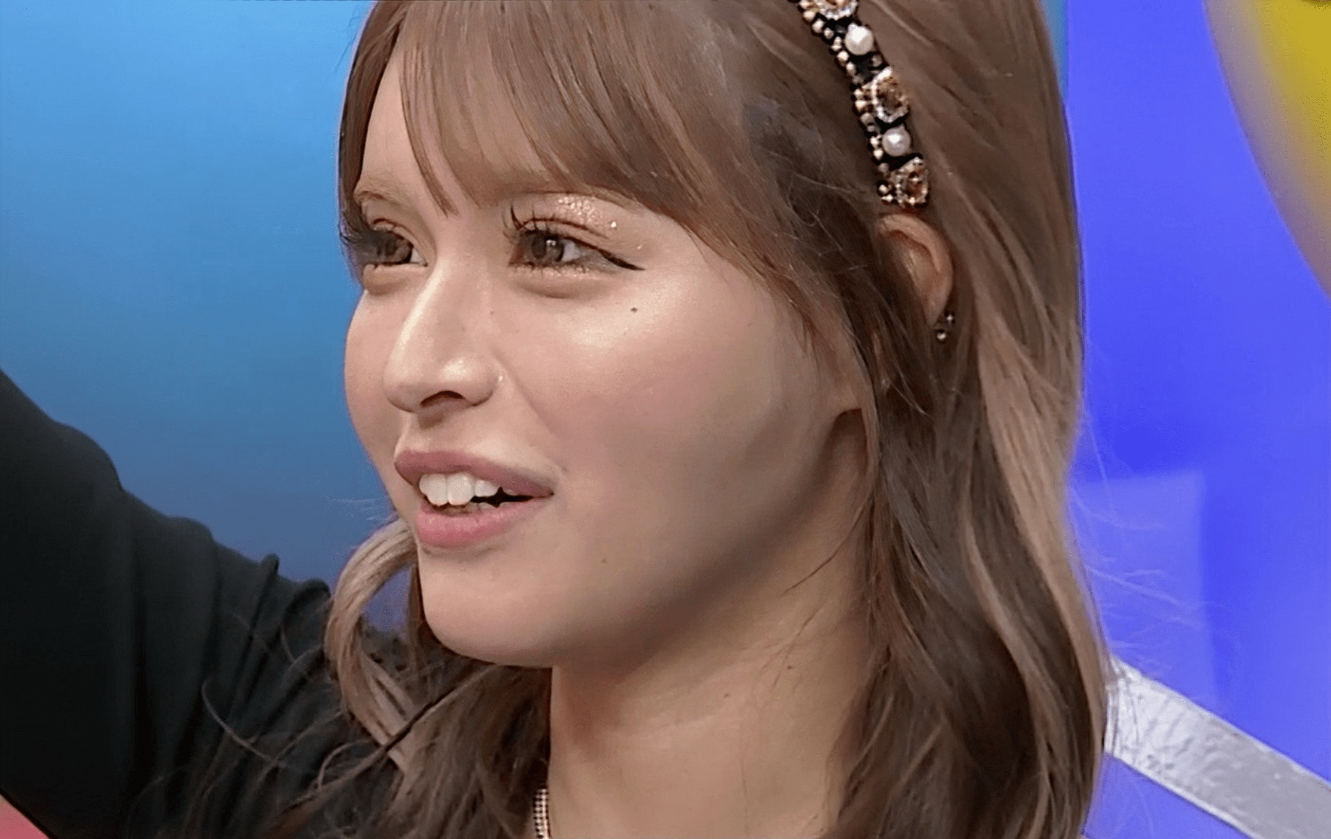 【写真・画像】ギャルモデル、罰ゲームのケツバットにブチギレ「まじ痛いんだけど！」 1枚目 | バラエティ | ABEMA TIMES | アベマタイムズ