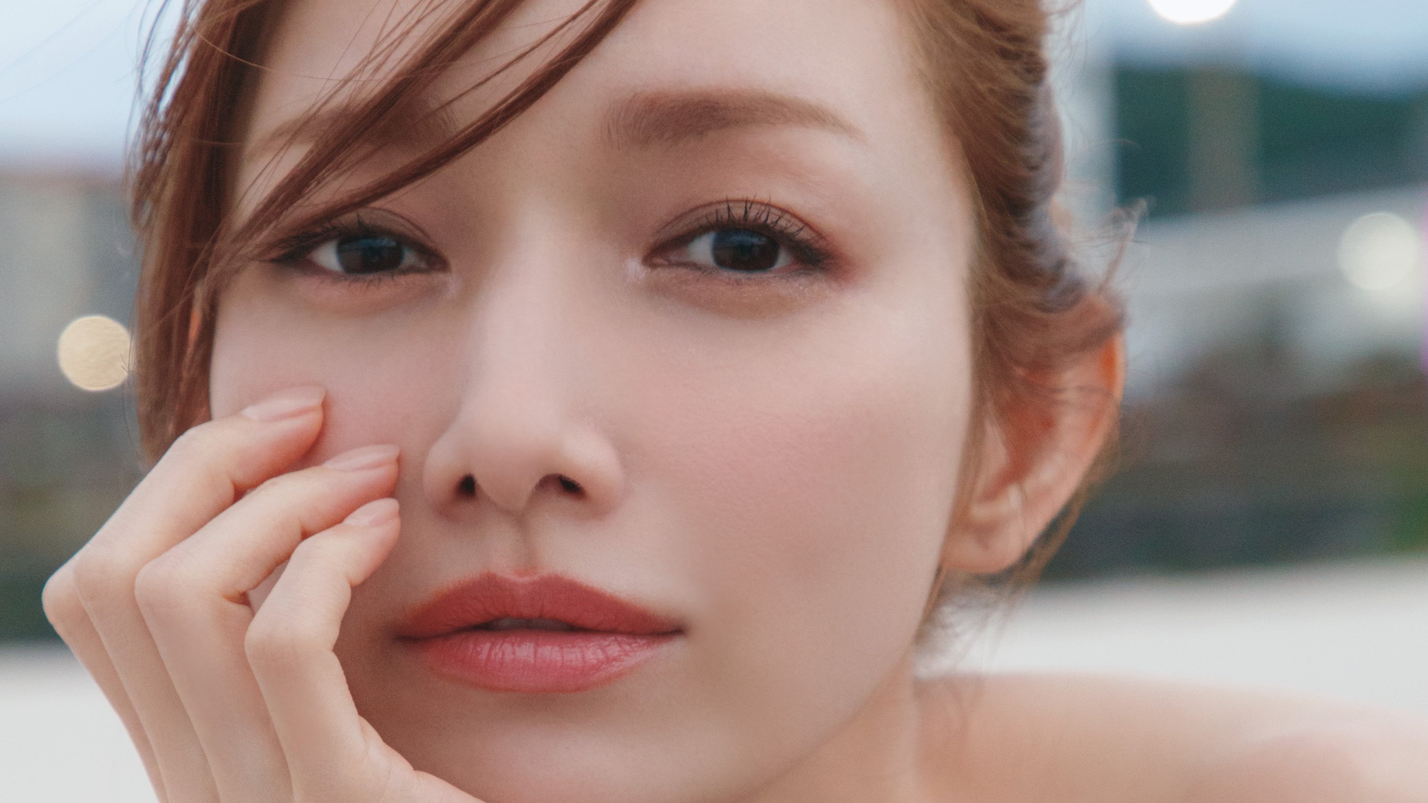 (2ページ目) 後藤真希デビュー25周年記念写真集「豪華版」のカバー＆6大プレミアム情報が発表 本人との“生電話トーク”も | グラビア | ABEMA TIMES | アベマタイムズ