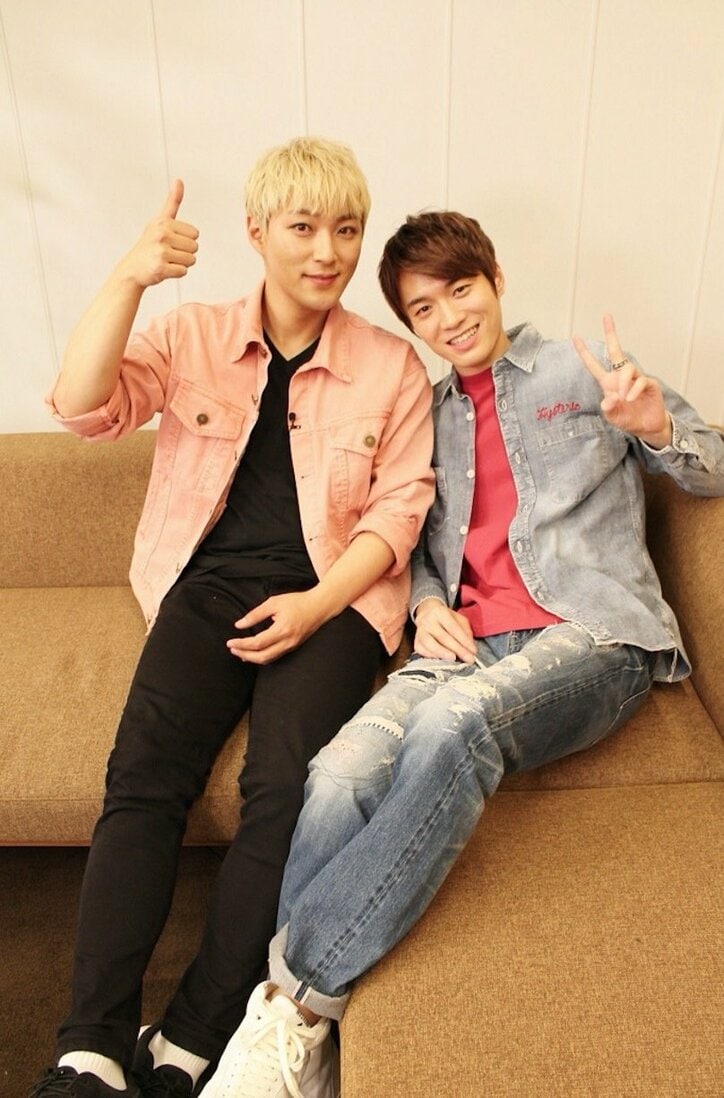 【写真・画像】「CODE-Vソル」×「TRITOPS *イルグン」が「AbemaTV韓ドラナビbyCODE-A*」を結成 「重くても君がすきだよ」にファン歓喜 1枚目 | 話題 | ABEMA ...