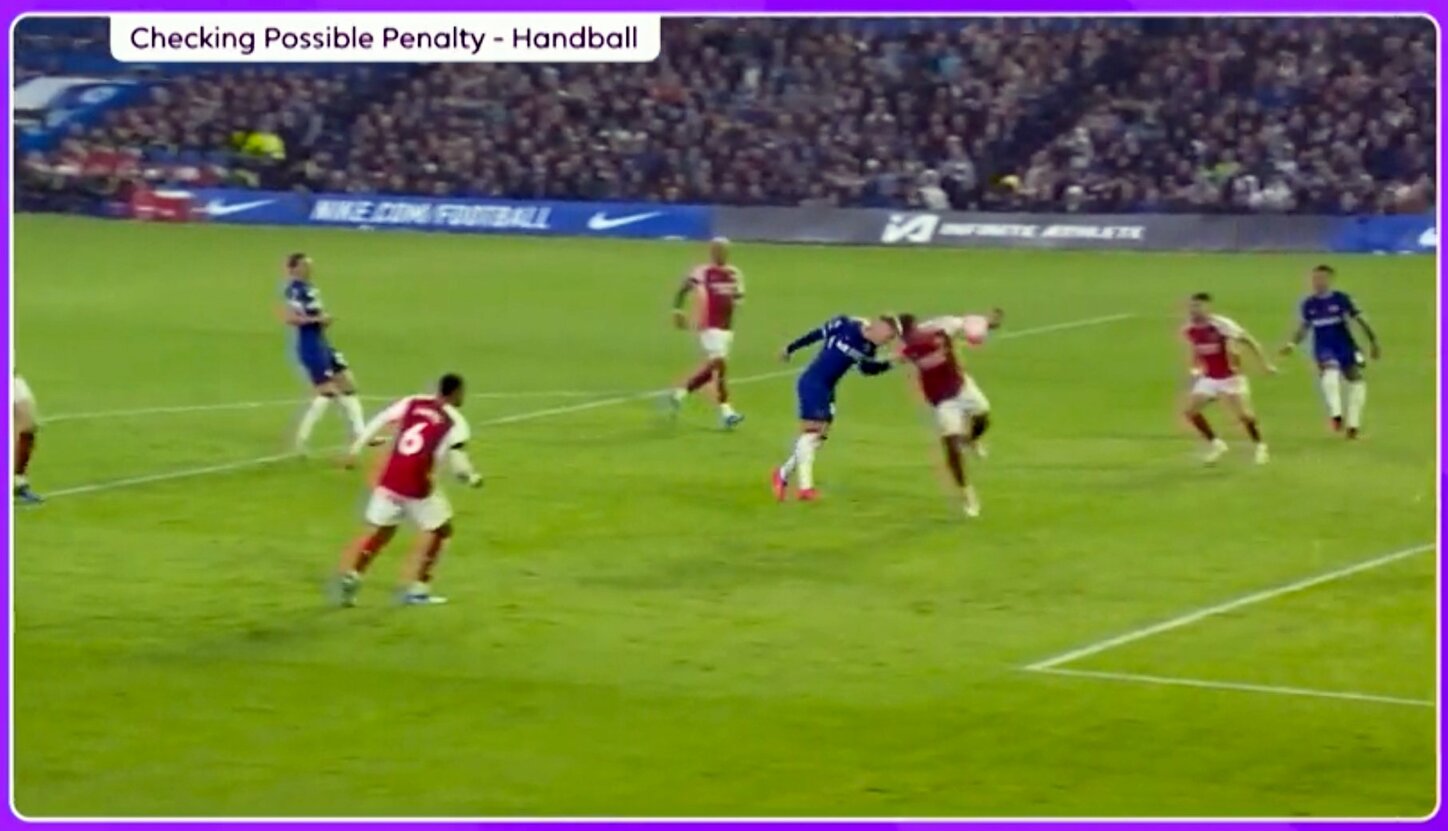 【写真・画像】「腕を広げすぎ」vs「避けようがない」アーセナルDFのPKハンドを巡って意見が割れる！人気ユーチューバーのポーズにも似ている？ 1枚目 | サッカー | ABEMA TIMES ...