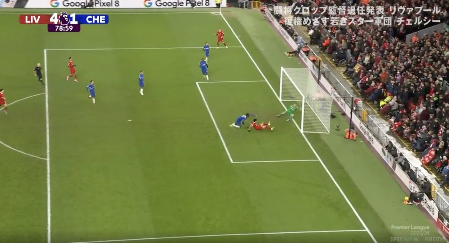 「合わせ方が神」「完璧すぎる崩し」GKとDFの間にドンピシャの絶妙クロス→飛び込んでゴールした瞬間 “リバプールの南米コンビ”がチェルシー守備陣を攻略 | プレミアリーグ | ABEMA ...