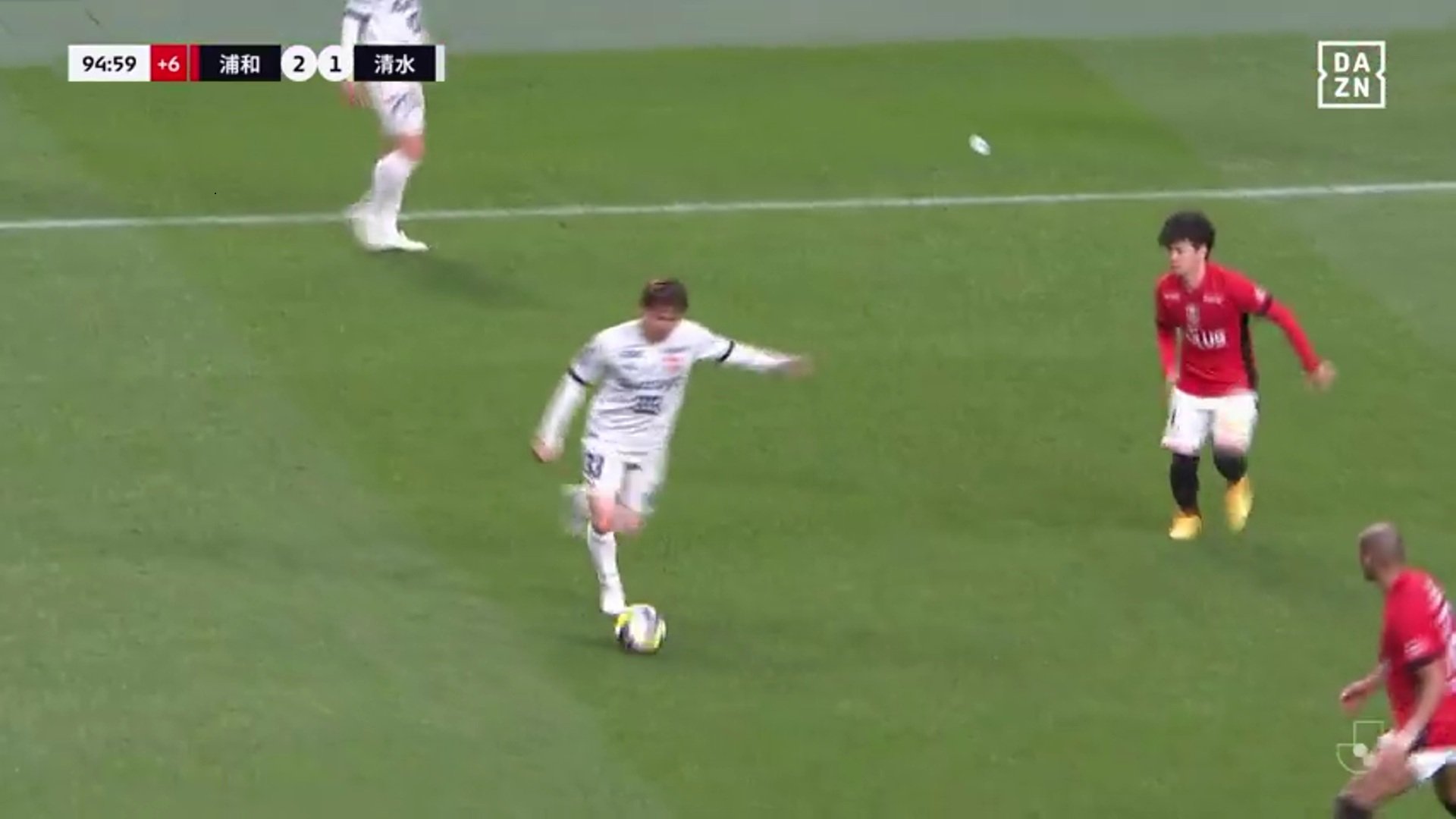 「ずっとバカ上手い」衰え知らずの元日本代表MF“1点モノ”の極上サイドチェンジにファン衝撃「創造性もあっておもろいわ」「何かが起きる予感」 | Jリーグニュース | ABEMA TIMES ...