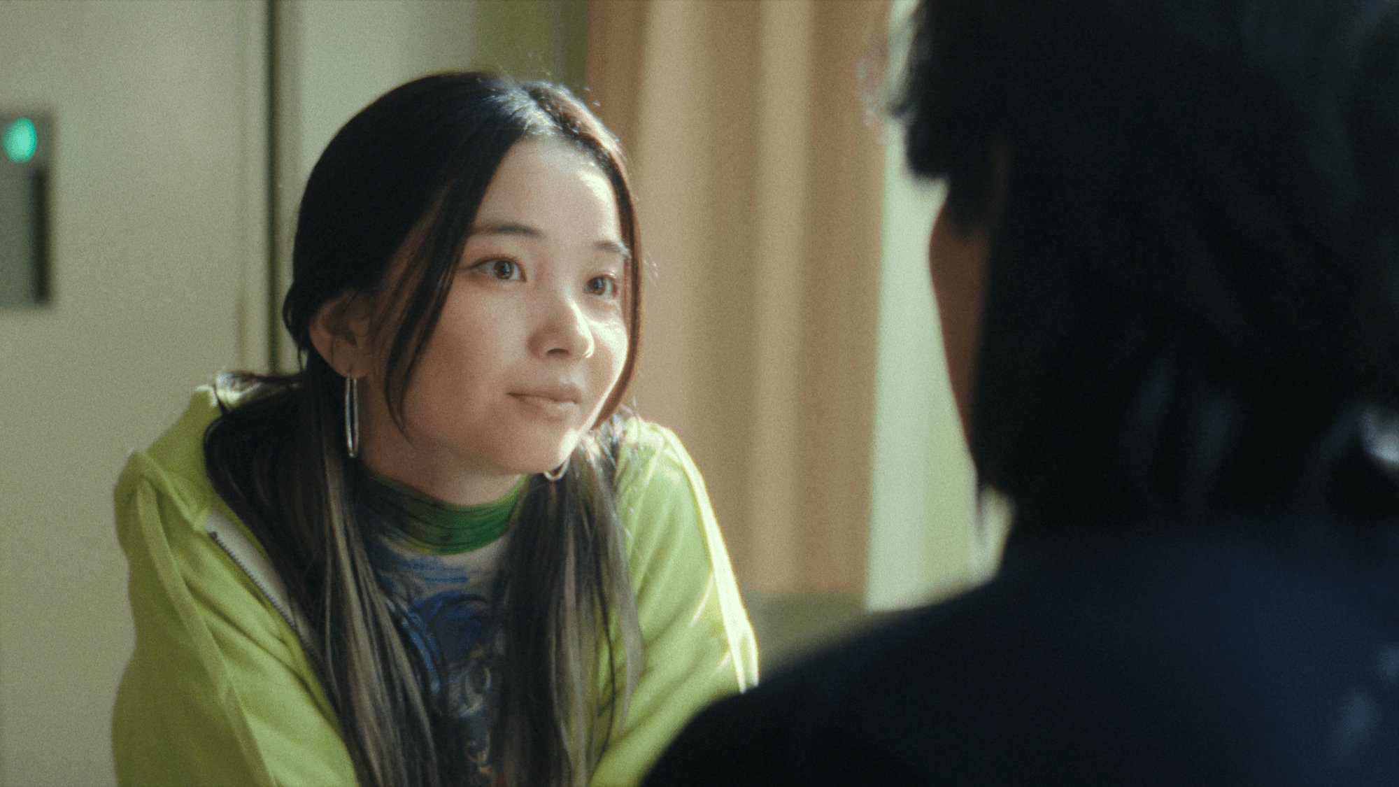 飲み会帰りに同級生と激しいキス…朝ドラ女優・福地桃子の“沼らせ女”演技がエグい ドラマ Abema Times アベマタイムズ