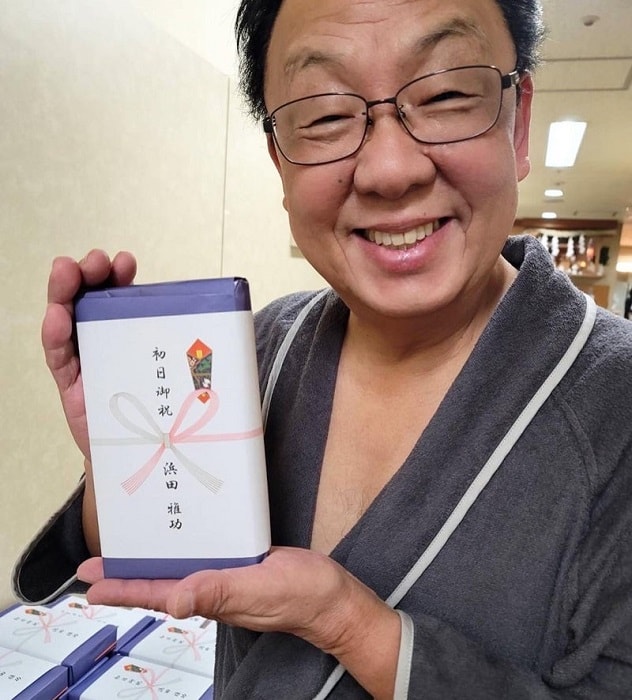 梅沢富美男、浜田雅功からの沢山の差し入れを公開「スゴイ」「気になります」の声 | 話題 | ABEMA TIMES | アベマタイムズ