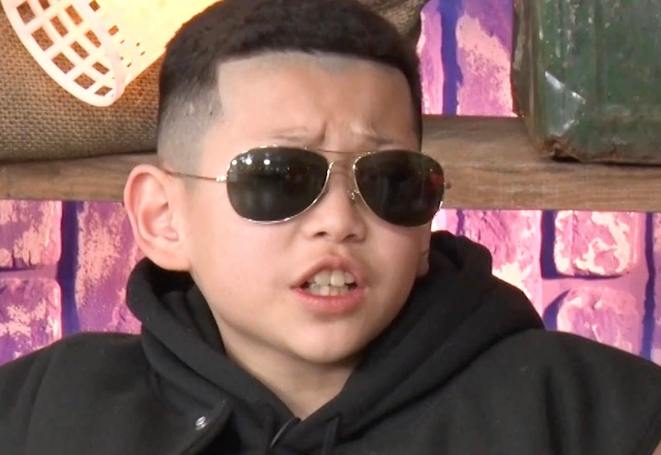 「西の狂犬」11歳キッズ格闘家、サングラスを外した姿に驚きの声「可愛い顔してる」「礼儀正しいんだね」 | バラエティ | ABEMA TIMES | アベマタイムズ