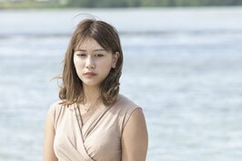 セクシーなお姉さん2人の間で揺れるハタチの男子 告白当日に出した結論とは！？『シャッフルアイランド Season2』 | ニュース | ABEMA TIMES