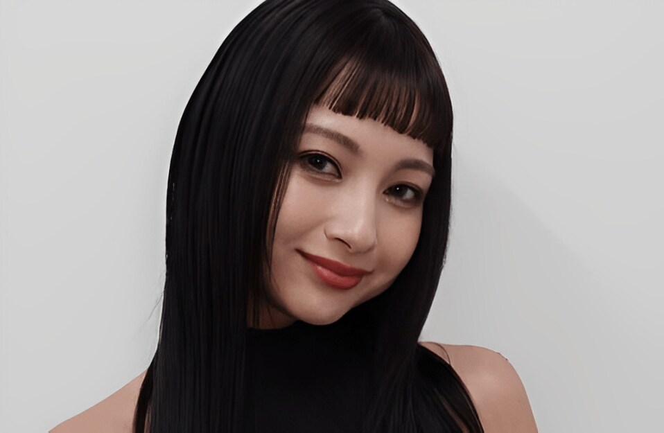 一世風靡したギャルタレント、JK時代に着ていたジャージ姿を披露し絶賛の声「可愛い！」「若返るね～」 | バラエティ | ABEMA TIMES | アベマタイムズ