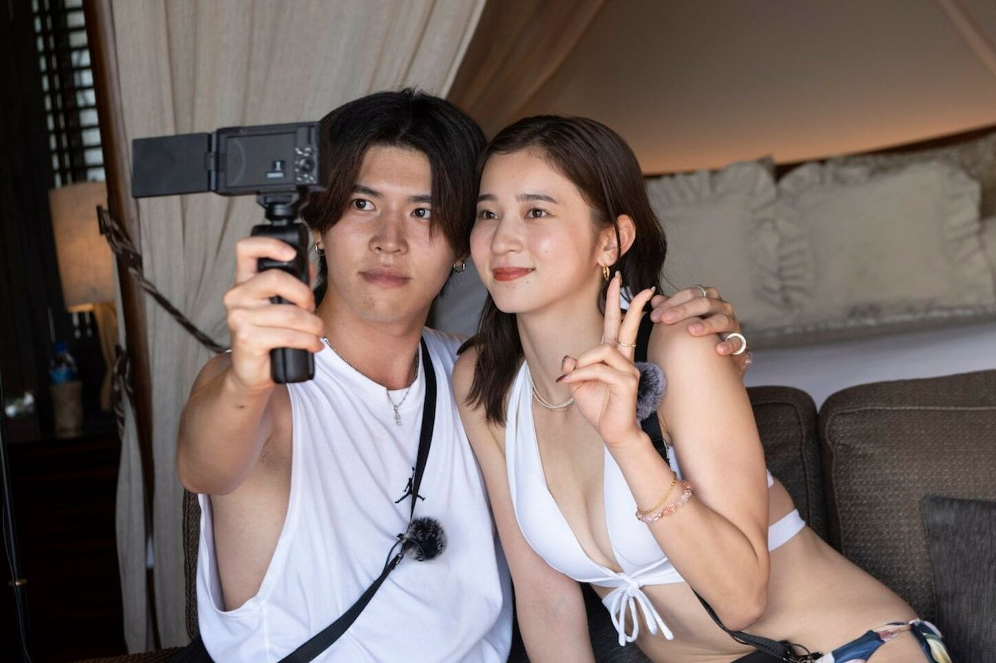 美人女子大生のセクシーな水着姿に一目惚れ 美容系男子「よいしょ！」と先陣を切りアプローチ『シャッフルアイランド Season3』#5 | 恋愛 | ABEMA TIMES | アベマタイムズ