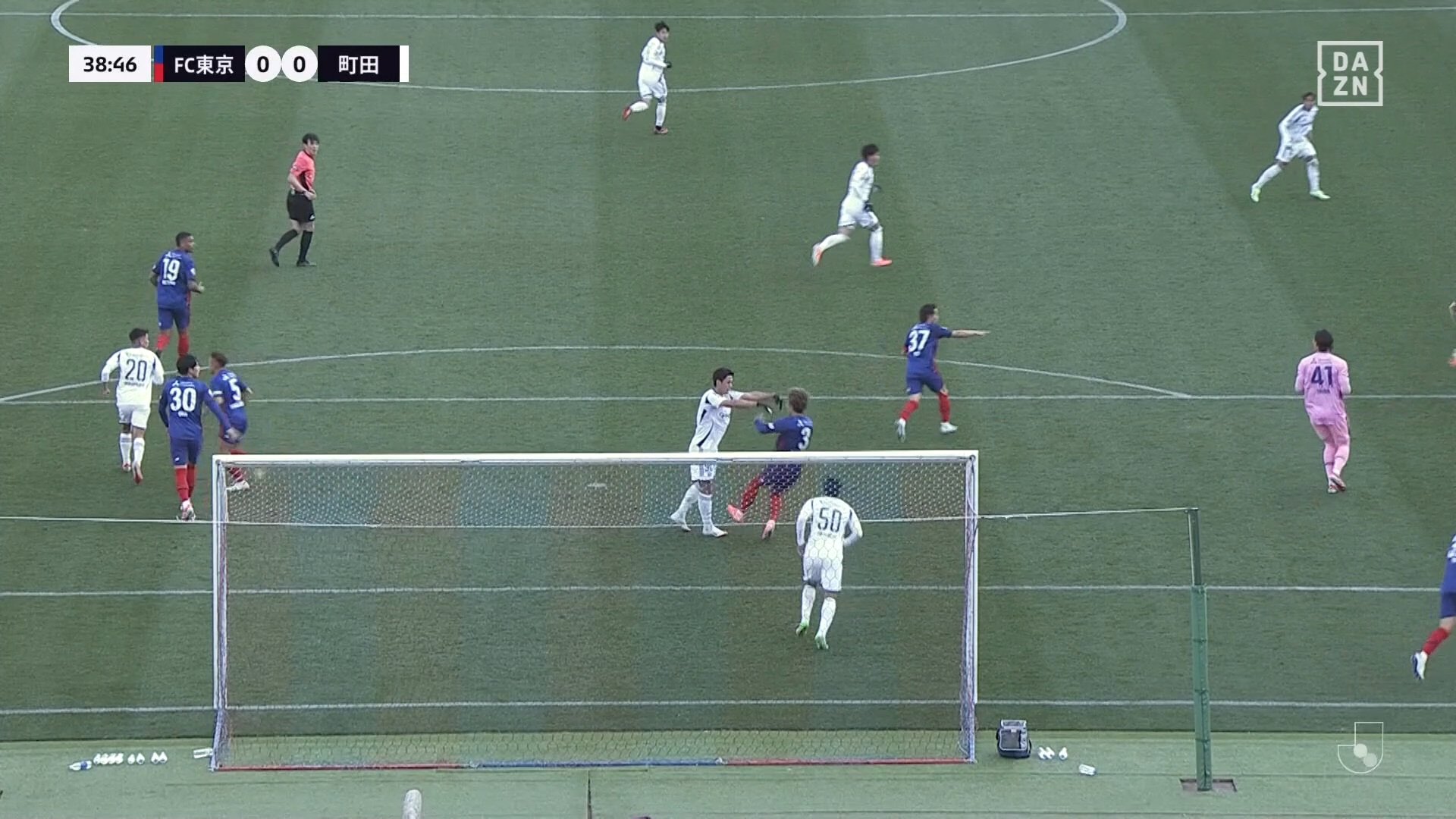 【写真・画像】「おい、それいらんやろ！」韓国代表FW、元日本代表DFを突き飛ばしてイエローカード！両軍入り乱れる小競り合いにスタジアム大ブーイング 1枚目 | Jリーグニュース | ABEMA ...