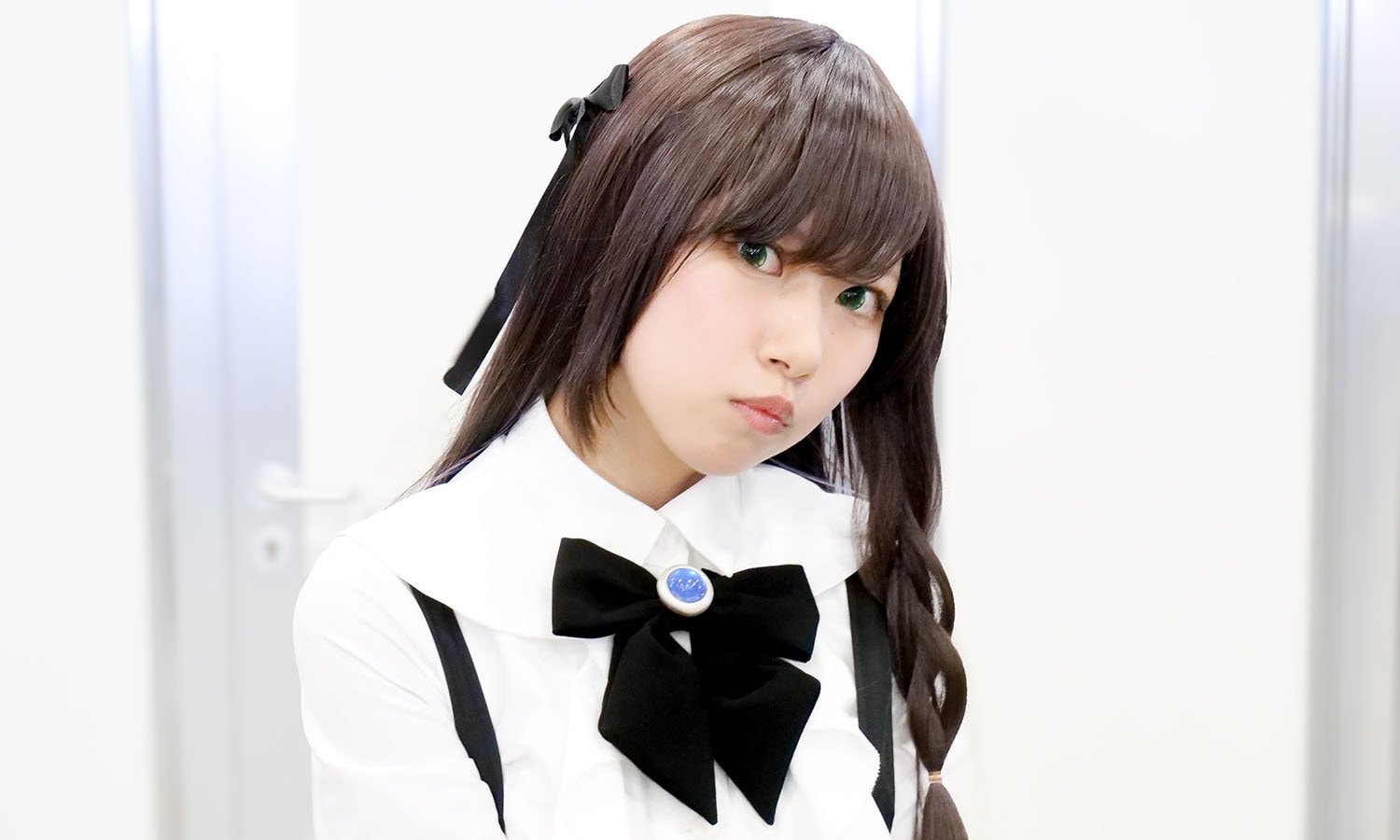 Troubles Due to Size as Well... 'Alina's Cosplay from 'I May Be a Guild ...