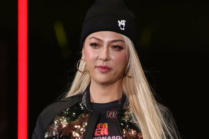 【写真・画像】GENKING、セクシーに横たわる悩殺ショットを披露 1枚目 | 話題 | ABEMA TIMES | アベマタイムズ