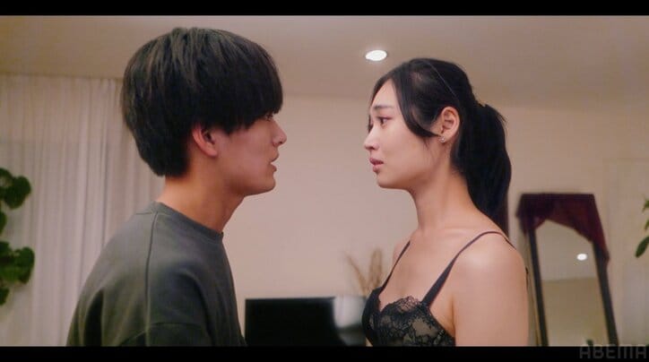 彼女の浮気に気づいて着火「こうやって脱がされたの？それとも自分から？」年下彼氏の言葉攻めにドキドキ | ドラマ | ABEMA TIMES | アベマタイムズ