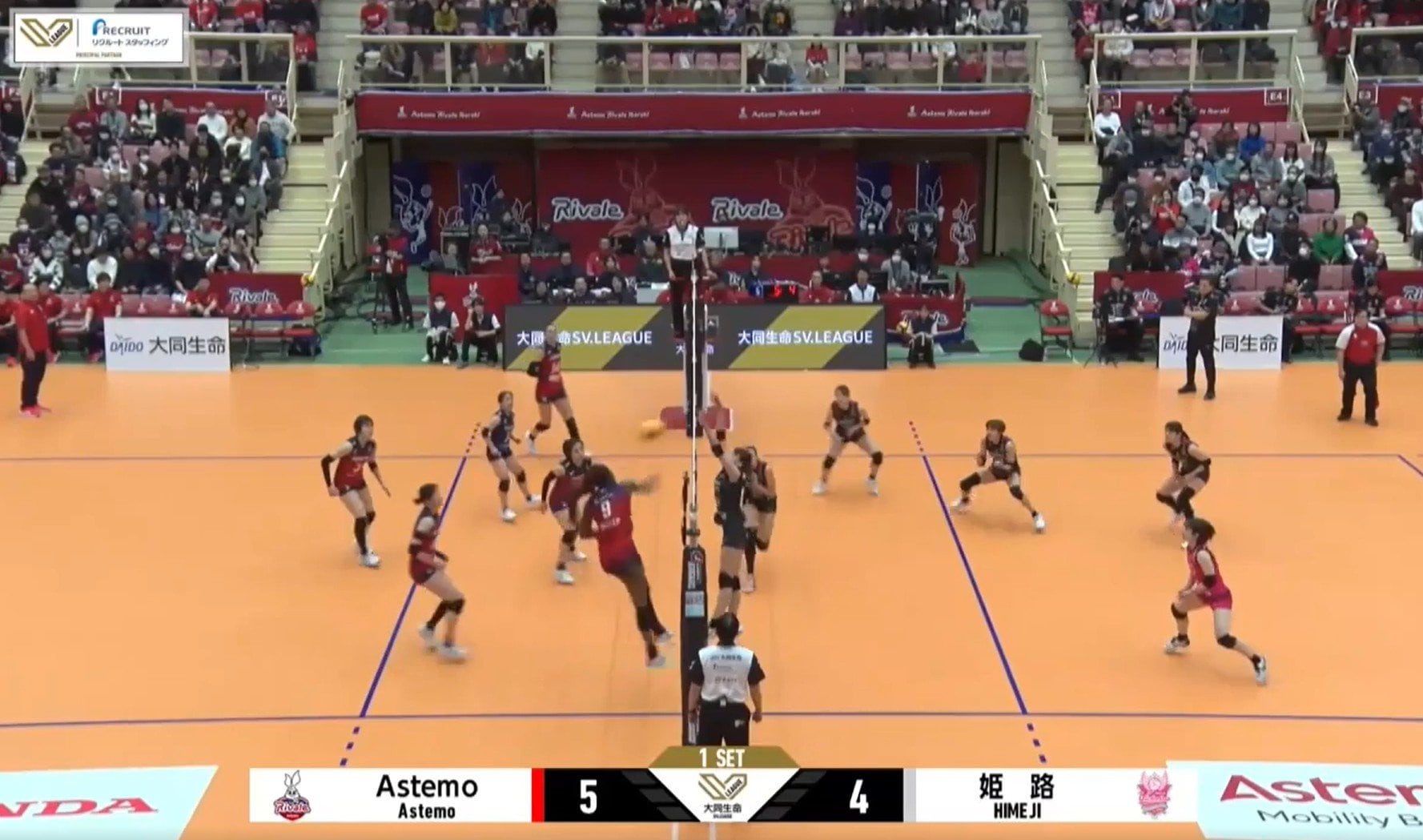 女子バレー、177センチの選手が195センチの長身選手を1人で完璧ブロック！ 見事な瞬間（ABEMA TIMES）｜dメニューニュース（NTTドコモ）